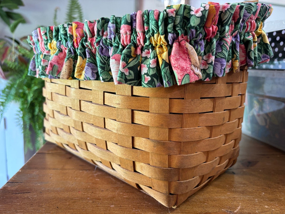 Longaberger Basket Garter Ruffle, Vintage Spring Easter Print, Bunnies ...