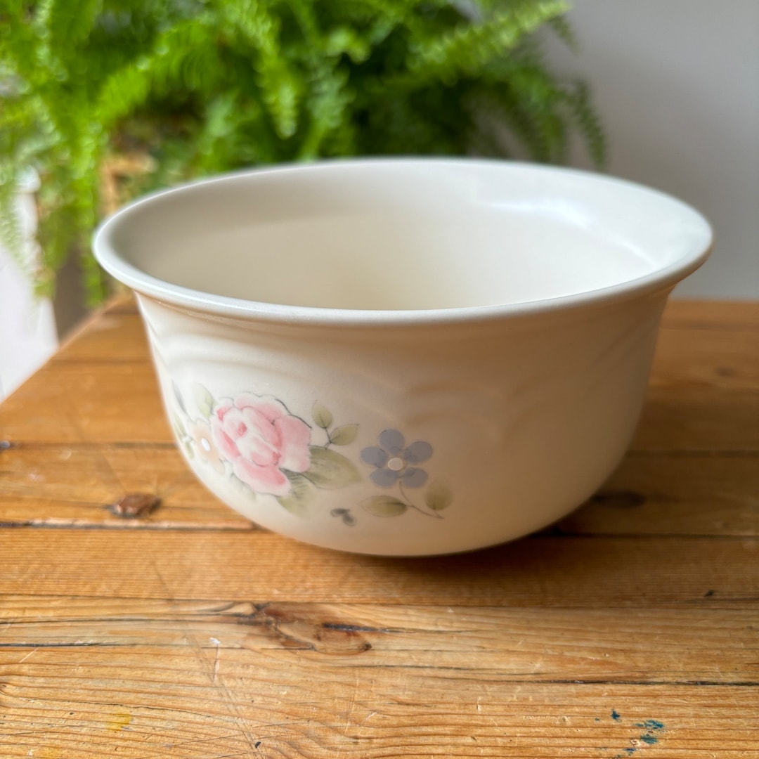 Pfaltzgraff Tea Rose Pattern, Cereal Bowl, Ice Cream Bowl, Everything Bowl, Pink and Blue Floral ...