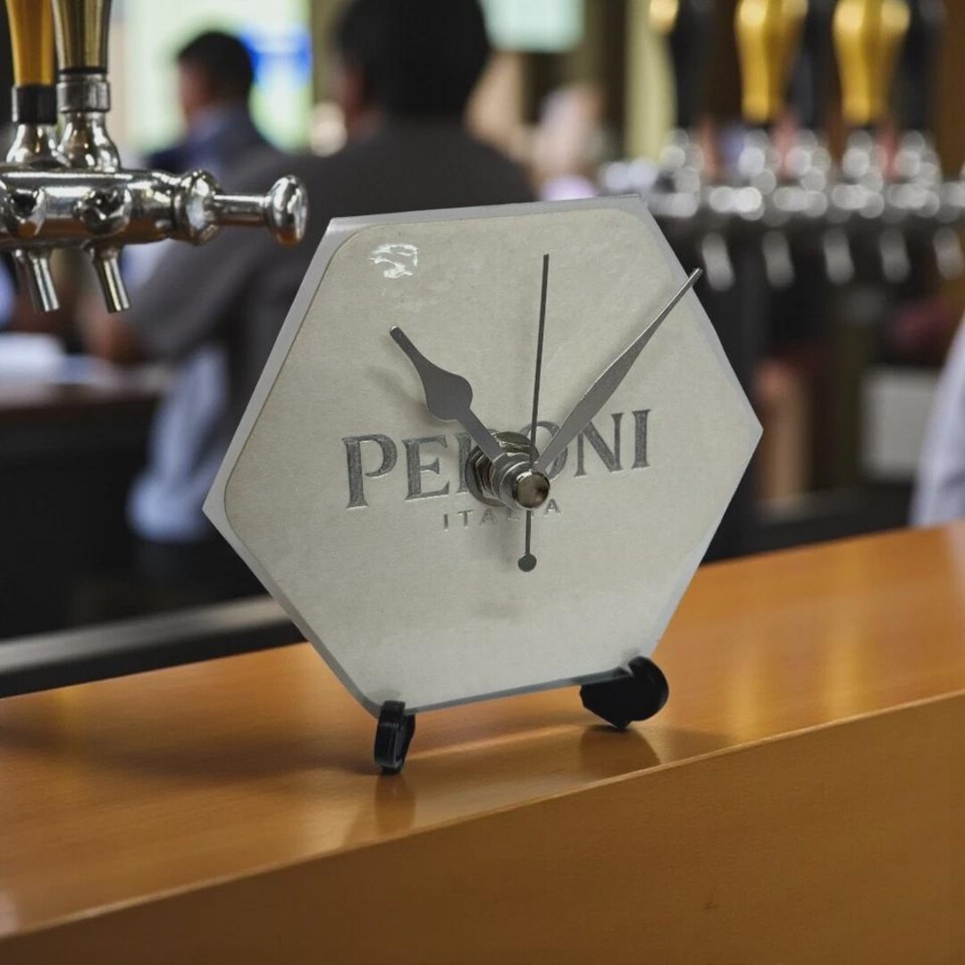 Peroni Laminated Beer Mat Desktop Clock With Display Stand and Battery ...