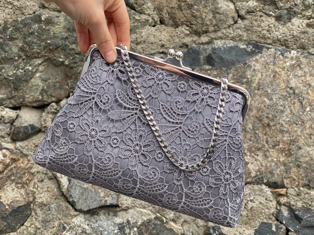 Gray Kisslock Evening Clutch Purse Bag With Handle, Frame Purse Clutch ...
