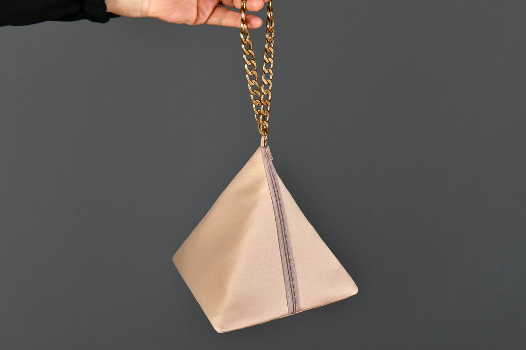 Taffeta 3D Triangle Pouch With Handle, Triangle Zippered Clutch Purse ...