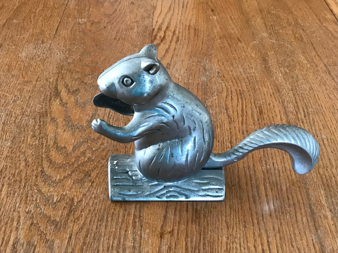 SALE Vintage Cast Aluminum Mechanical Nut Cracker/squirrel Nutcracker ...