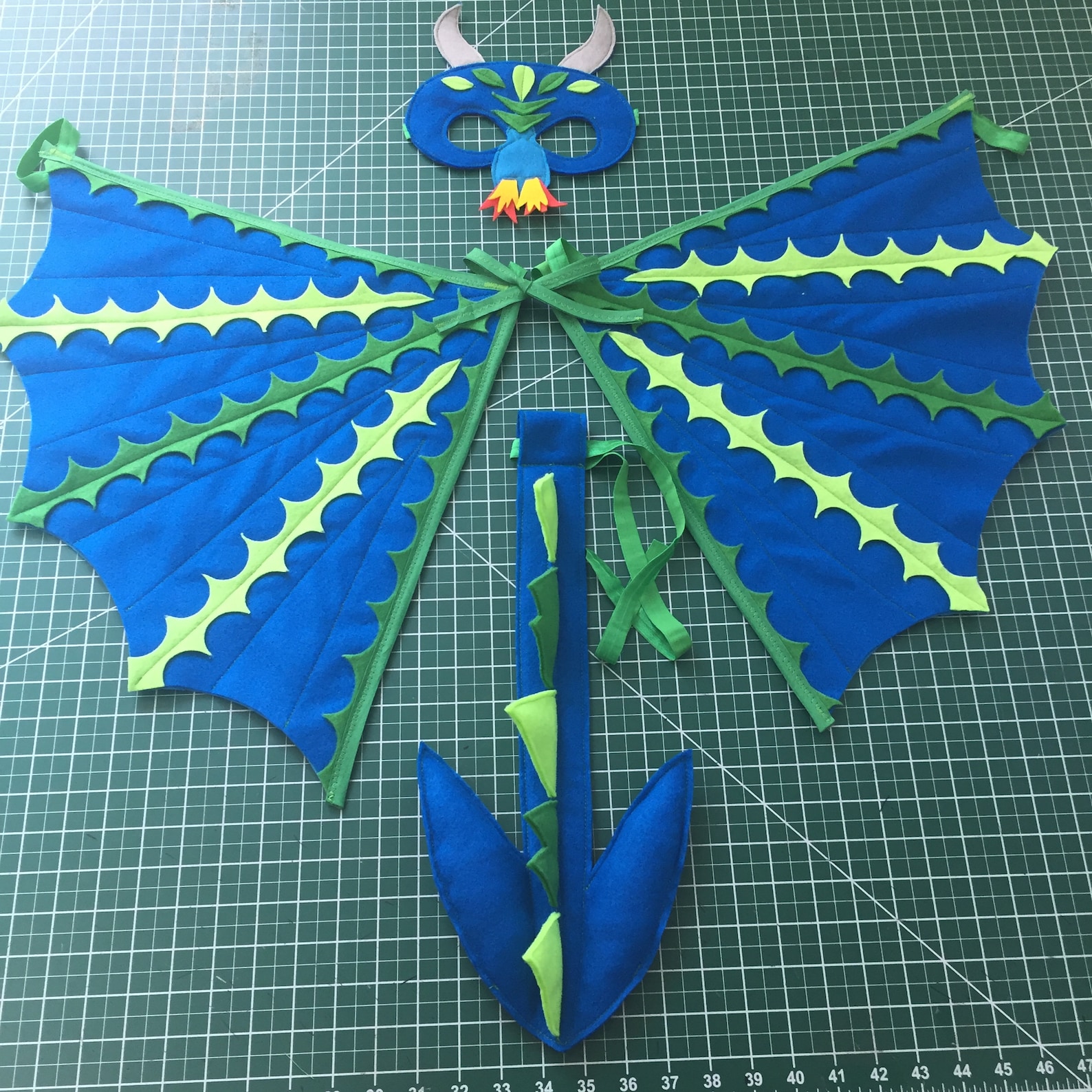 Dragon Costume Set / Fire-breathing Mask Tail and Fun - Etsy