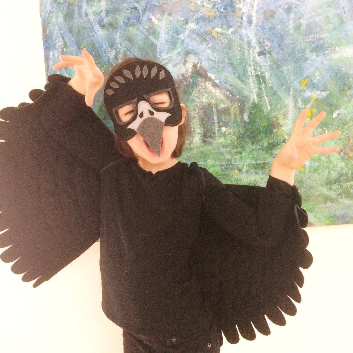 Vulture Costume Set // Be a Bird // Wings and Mask // Tree | Etsy