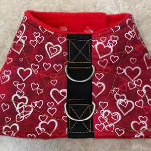 Small Breed Dog Valentines Vest Harness, Red Heart Print Dog Valentines ...