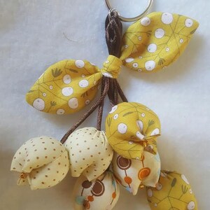 Handmade Keychain, Tulip Keychain, Key Fob, Flower Keychain - Etsy