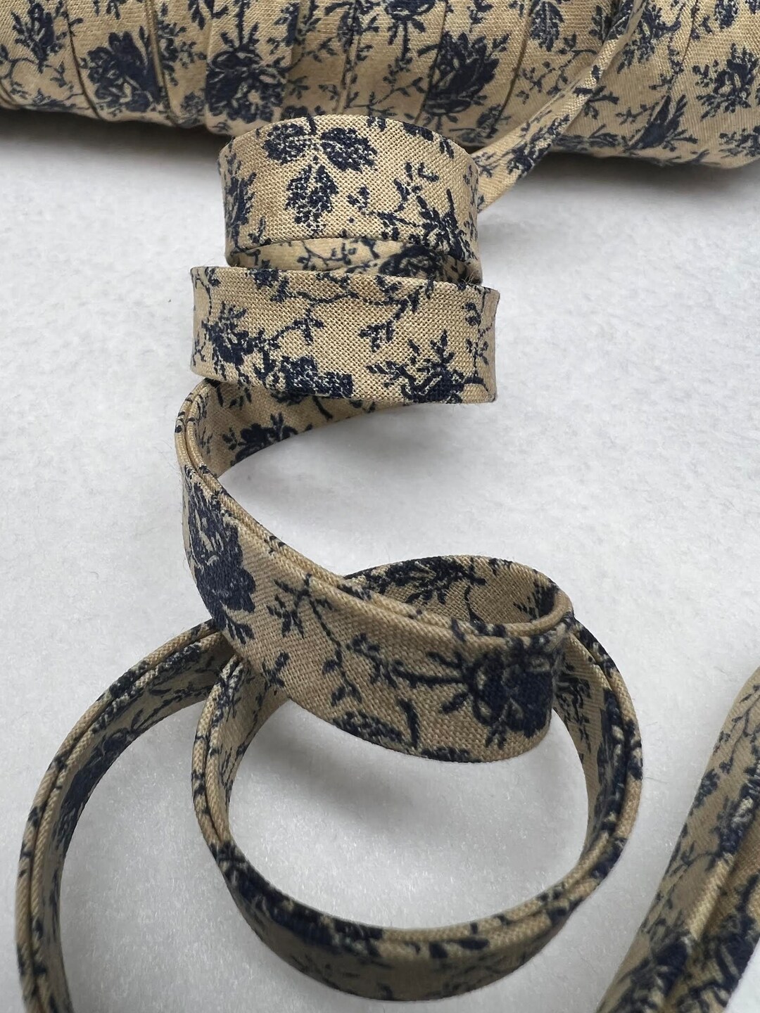 Vintage Blue Flower Bias, Blue Flower Bias Tape, Blue Rose Flower Bias ...