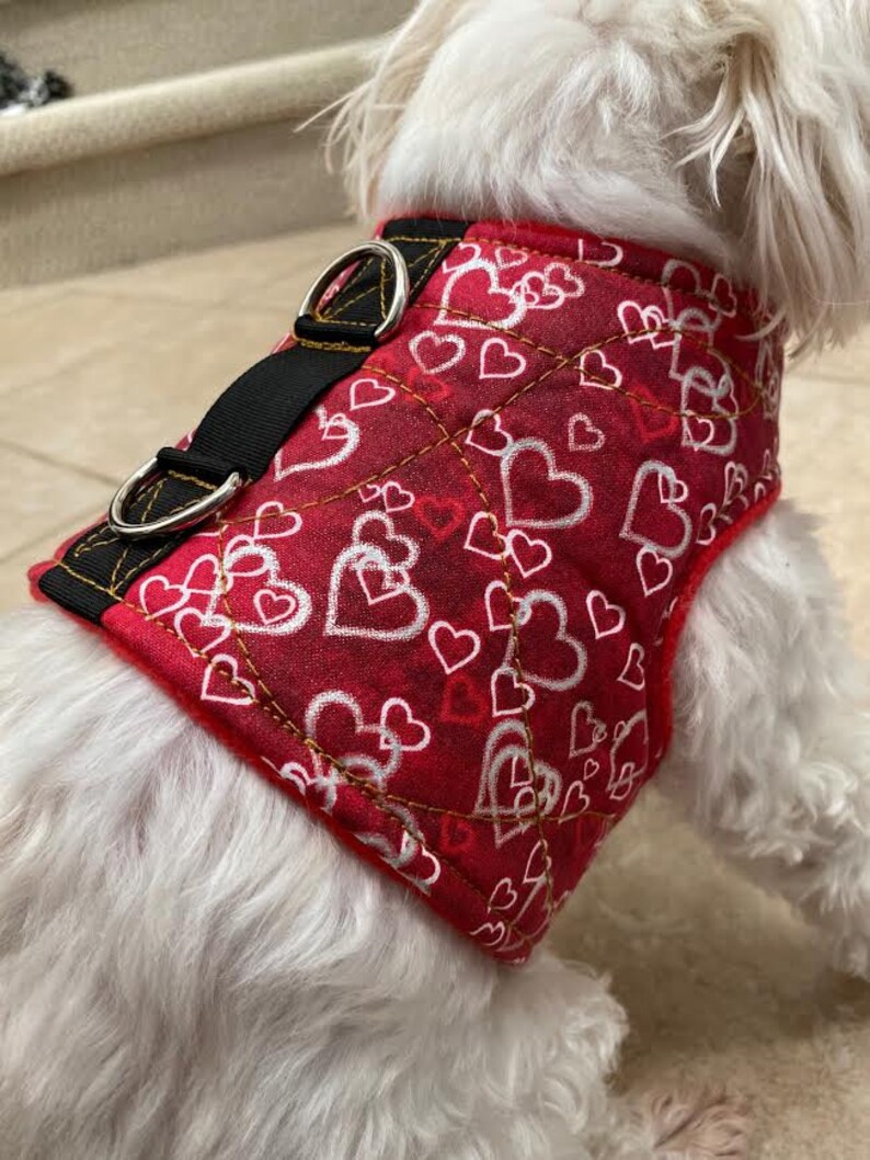 Small Breed Dog Valentines Vest Harness, Red Heart Print Dog Valentines ...