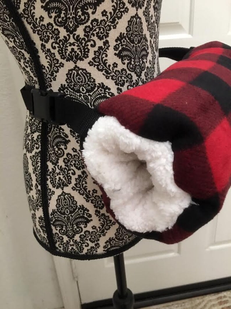 Buffalo Plaid Checked Hand Muff. Sherpa Hand Muffs, Buffalo Plaid ...