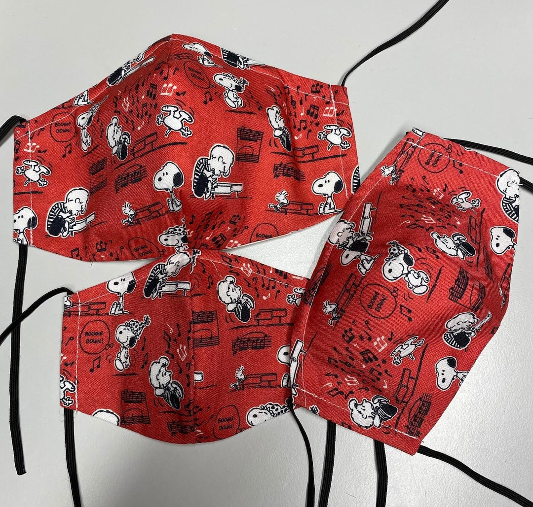 3 Layer Snoopy Face Mask, Snoopy Filter Pocket Mask, Snoopy Christmas ...