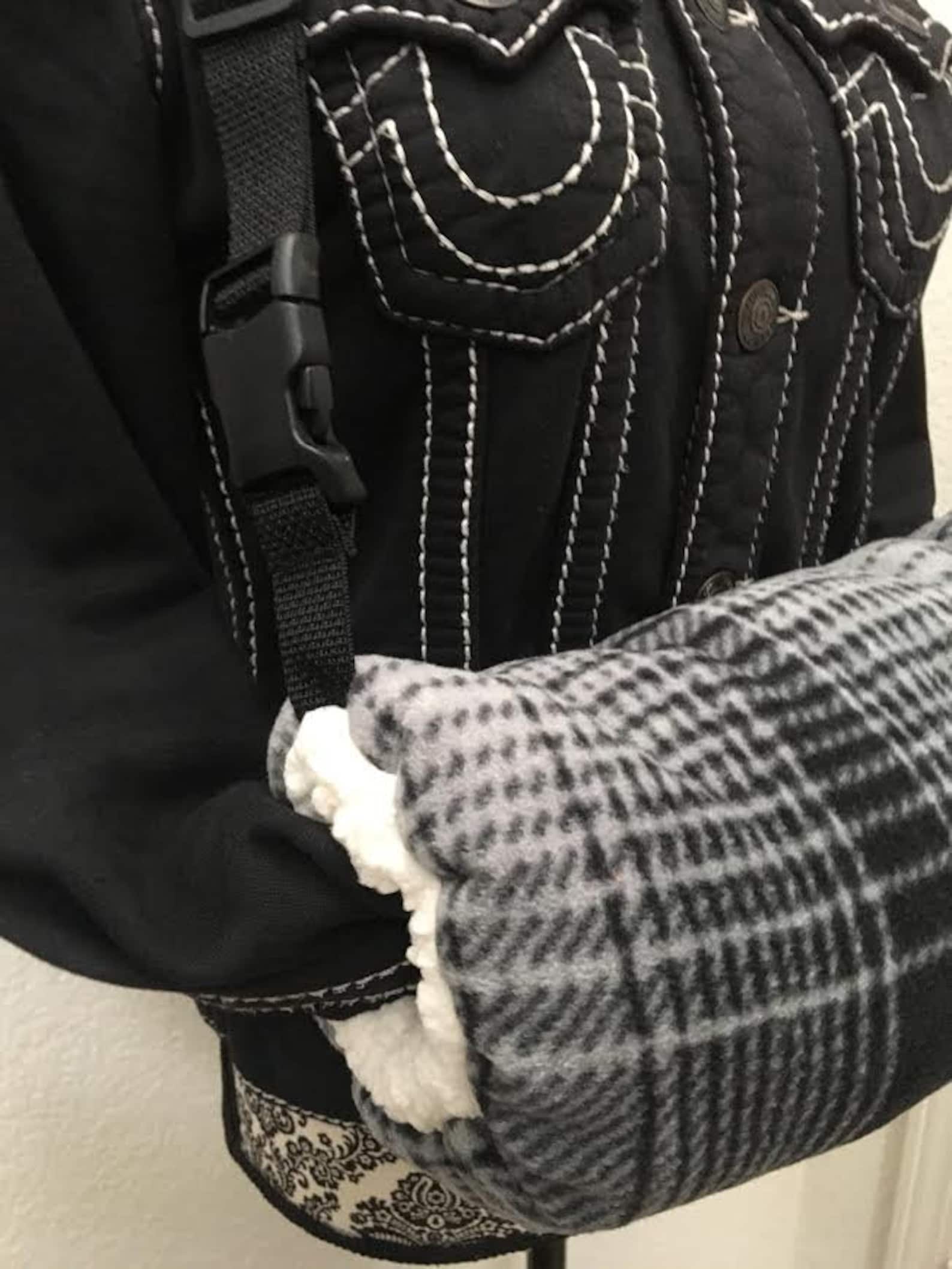Hand Muff, Sherpa Hand Muffs, Luxe Fleece Fabric Muff, Gray & Black ...