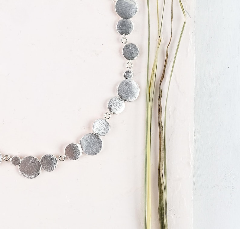 Delicate Short Silver Dot Necklace, Classic and Modern Silver Circles ...