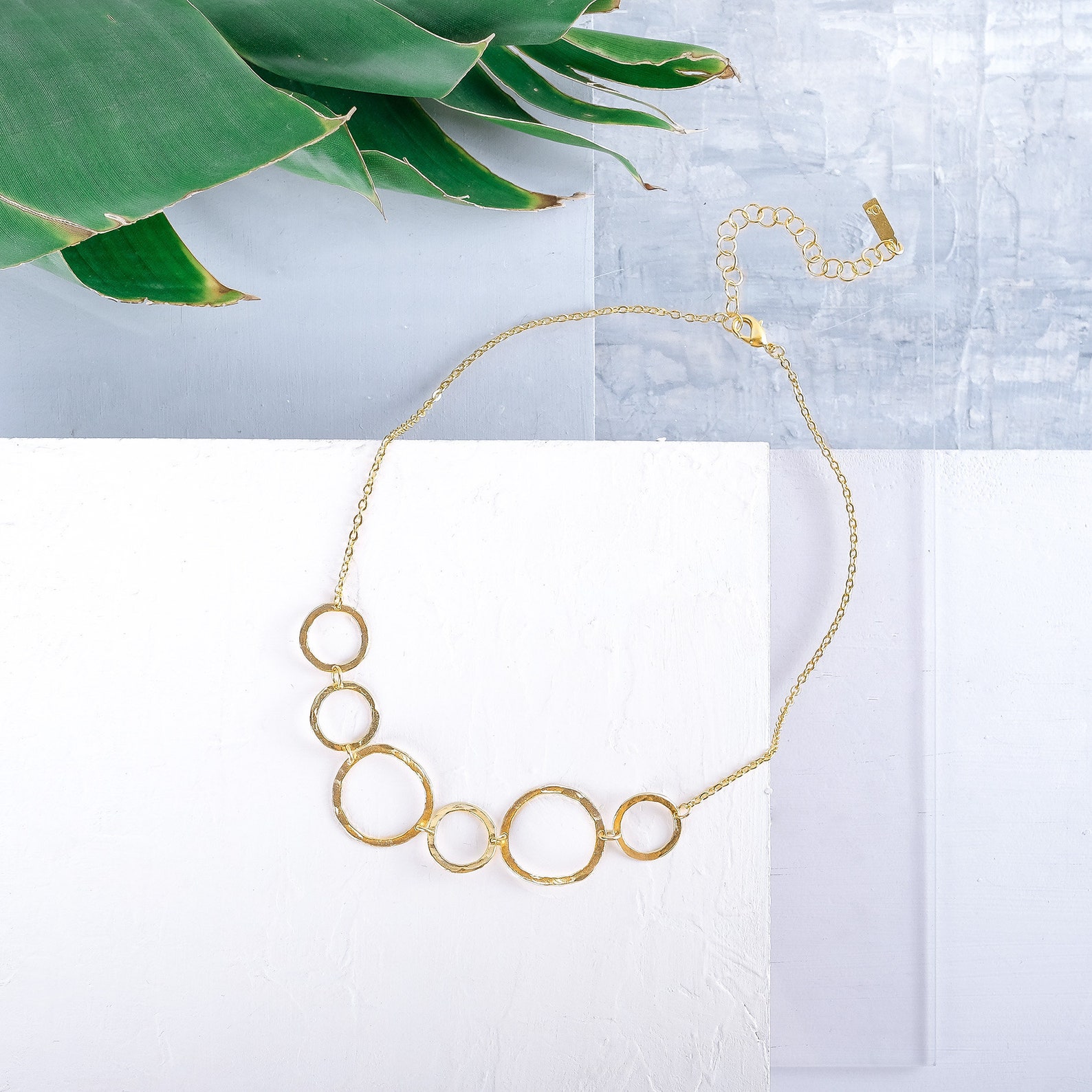 Romantic Gold Necklace Delicate Gold Necklace Gold Circles - Etsy