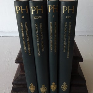 Vintage Textbooks, Encyclopedia of Physics, German/english, S. Flugge ...