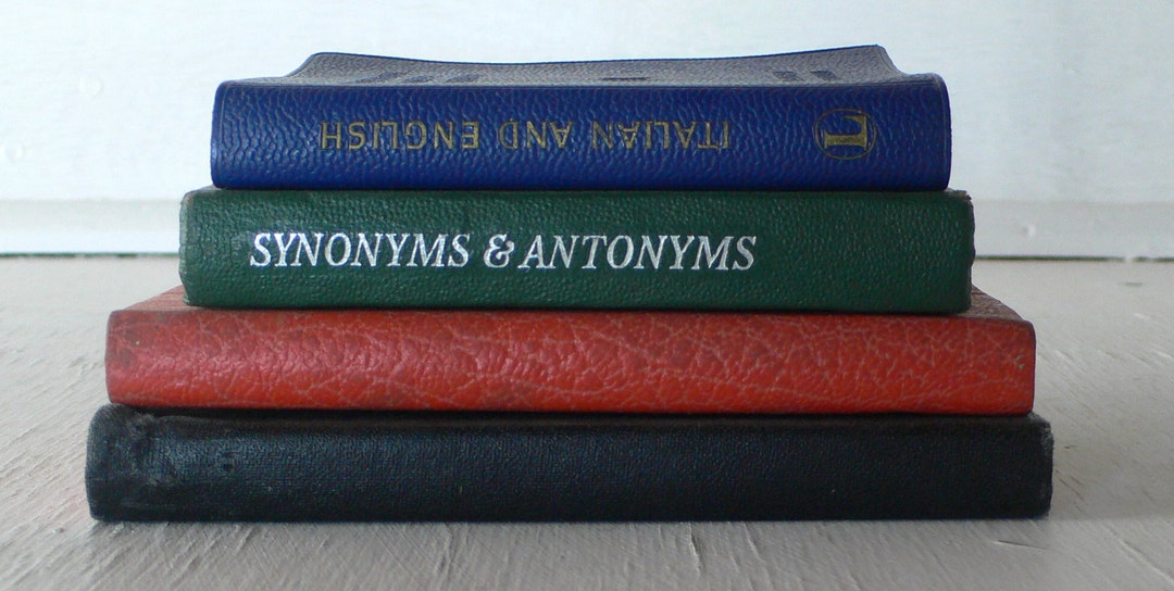 Vintage Tiny Book Stack, Dictionaries, Italian Dictionary, Decorative ...