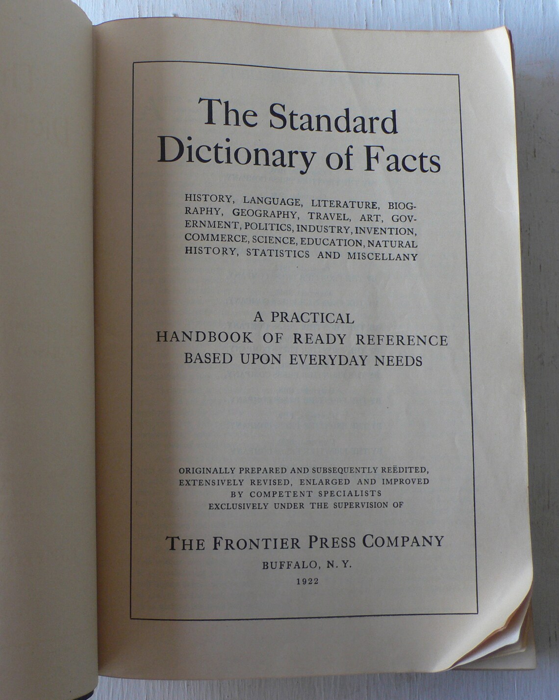 Vintage Book Standard Dictionary of Facts 1922 Leather | Etsy