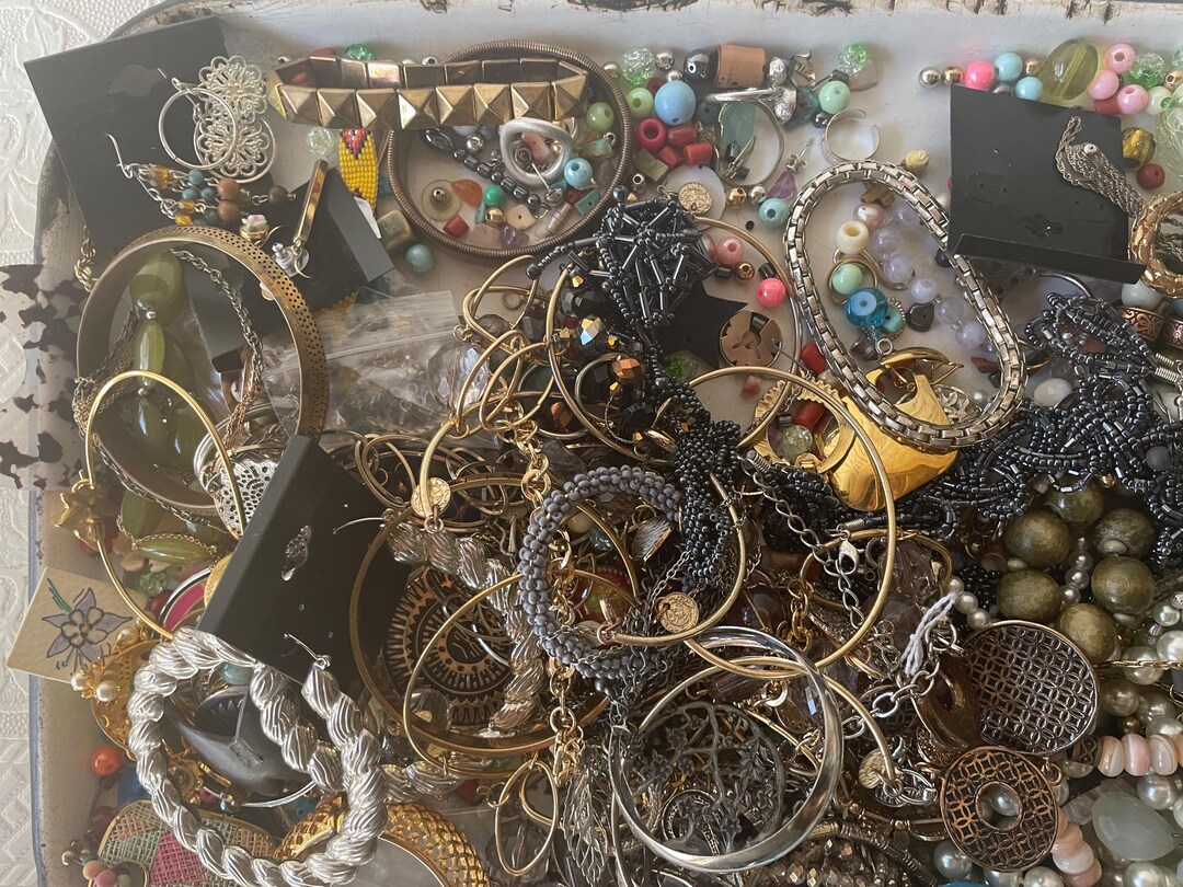 11 Pounds of Broken and Costume Jewelry, Destash, Wholesale and Repair ...