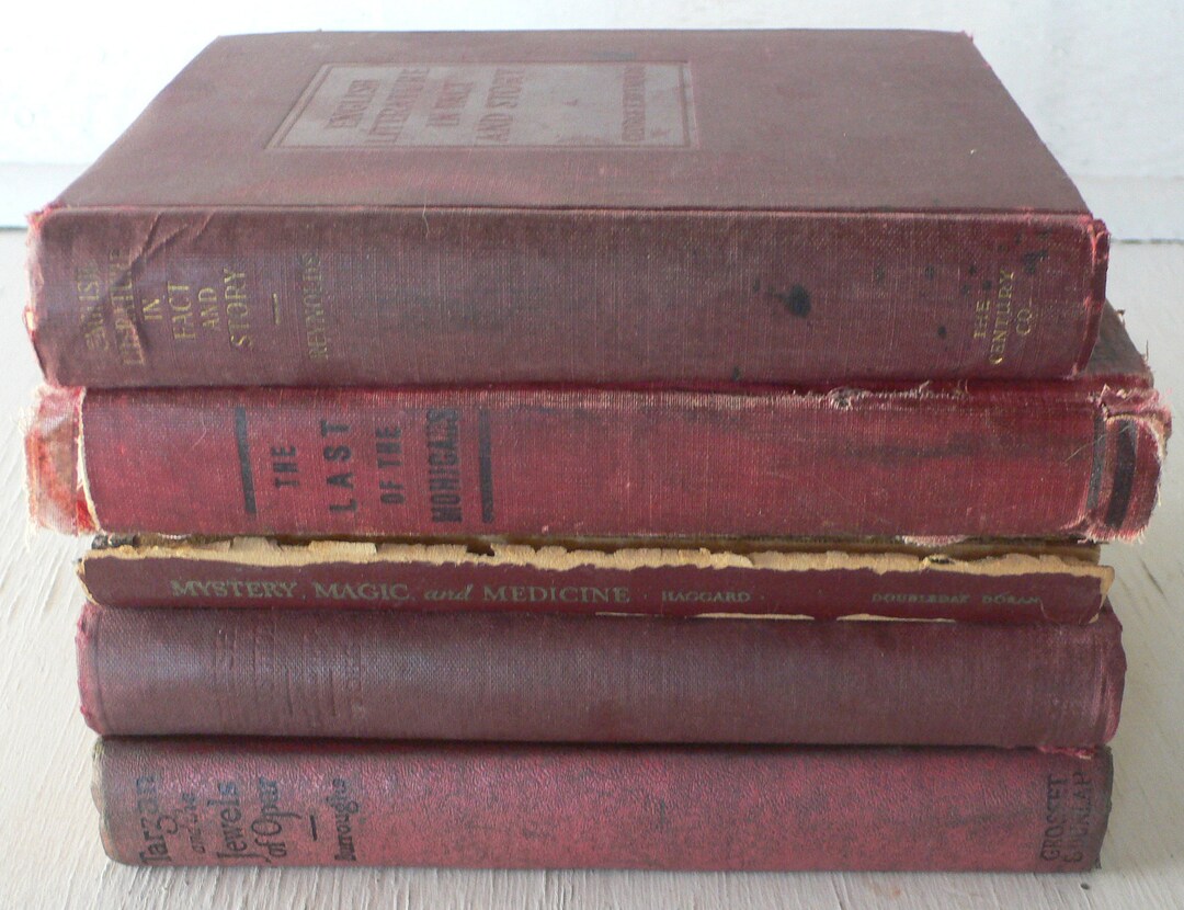 Vintage Book Stack, Zoom Bookshelves, Shades of Dark Red and Maroon ...