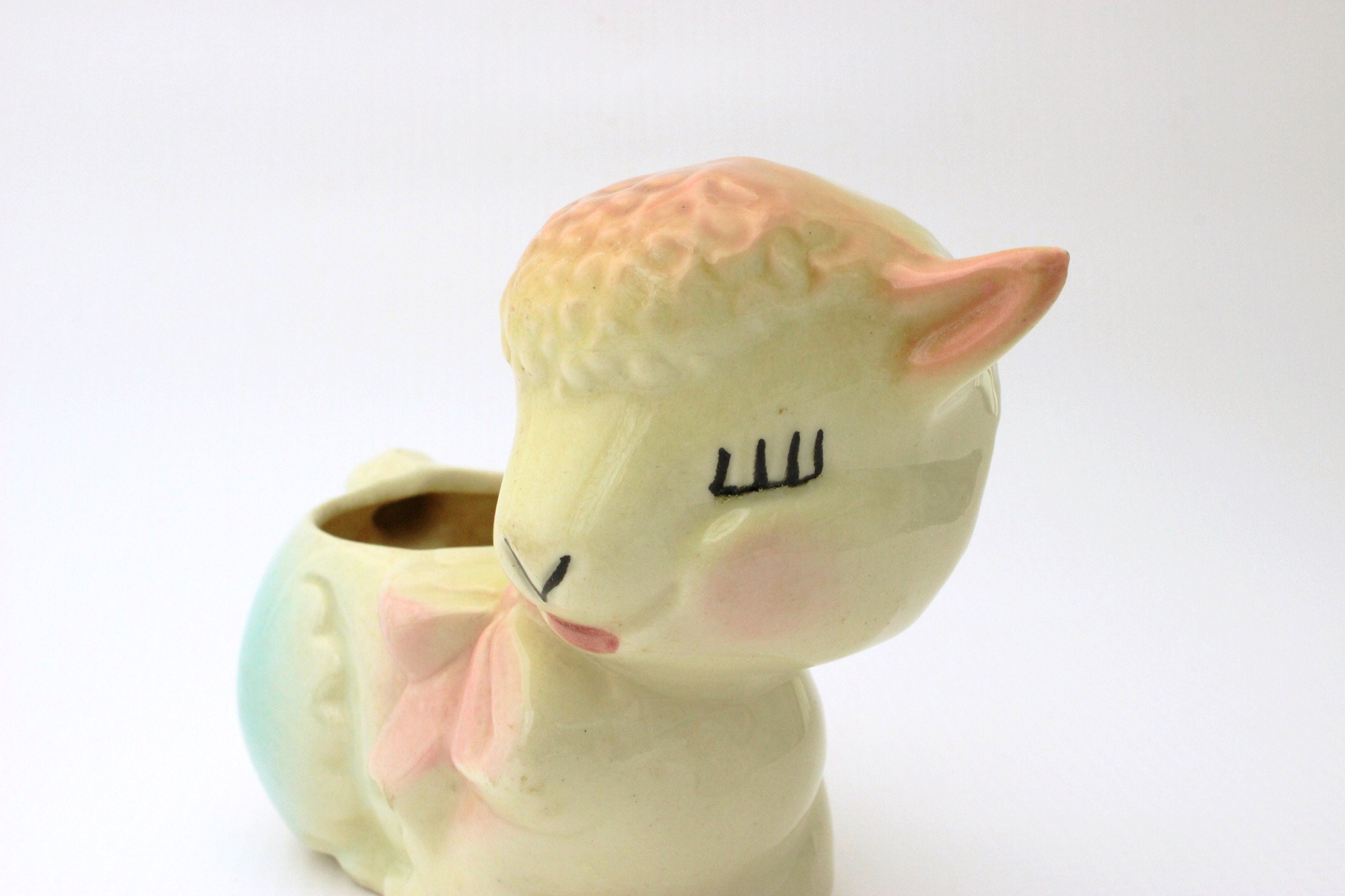 Little Lamb Planter Ceramic Lamb Planter Nursery Decor - Etsy.de