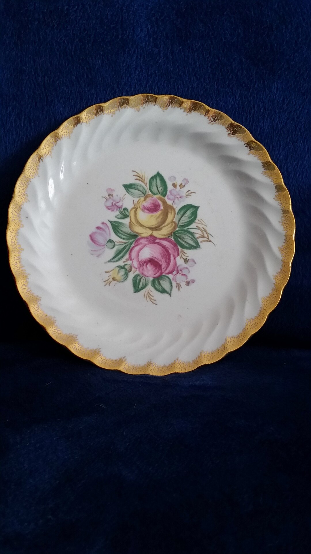 Quban Royal by Royal China U.S.A. Warrented 22k Bread and Butter Plate ...