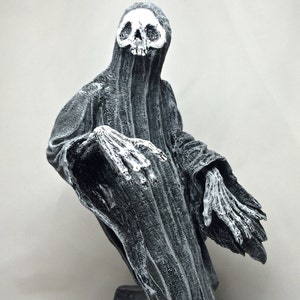 Wraith Statue, Design by Abigail Larson - Etsy