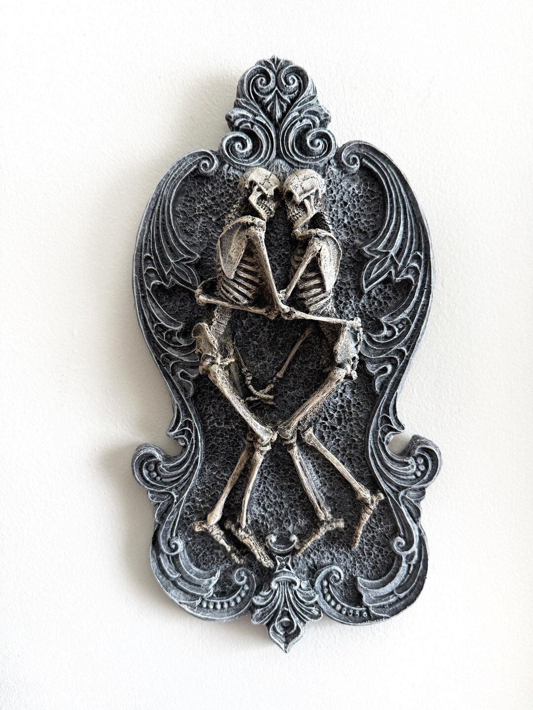 Amor Aeternus, Skeleton Lovers Wall Plaque, Resin Sculpture | Gothic ...