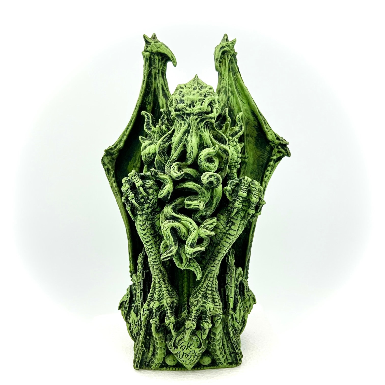 Cthulhu Enthroned Statue, Hand Painted Resin Sculpture | Cthulhu Mythos ...