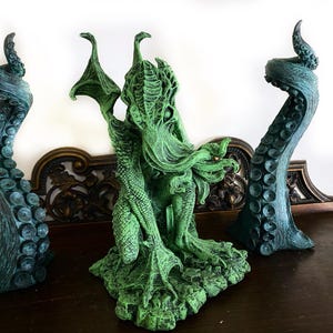 H.P. Lovecraft’s Cthulhu Rising Statue, Hand Painted Sculpture ...