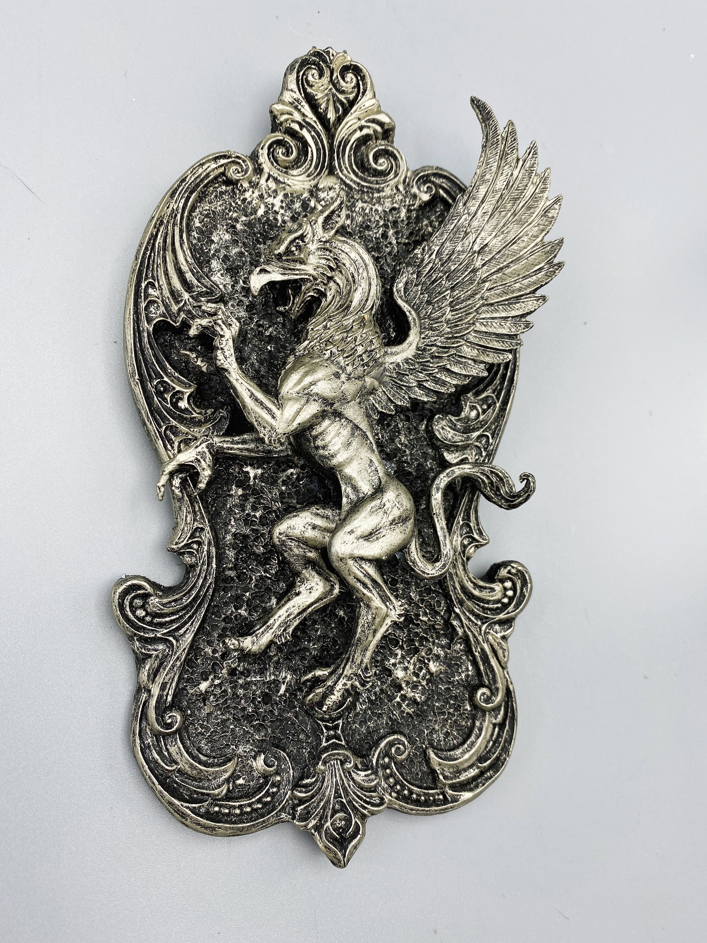 Medieval Griffin Wall Plaque, Hand Painted Resin | Fantasy Creature ...