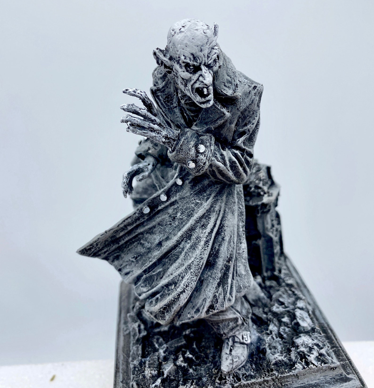 Dracula: Nosferatu Statue,resin Sculpture | Legendary Vampire Figurine ...