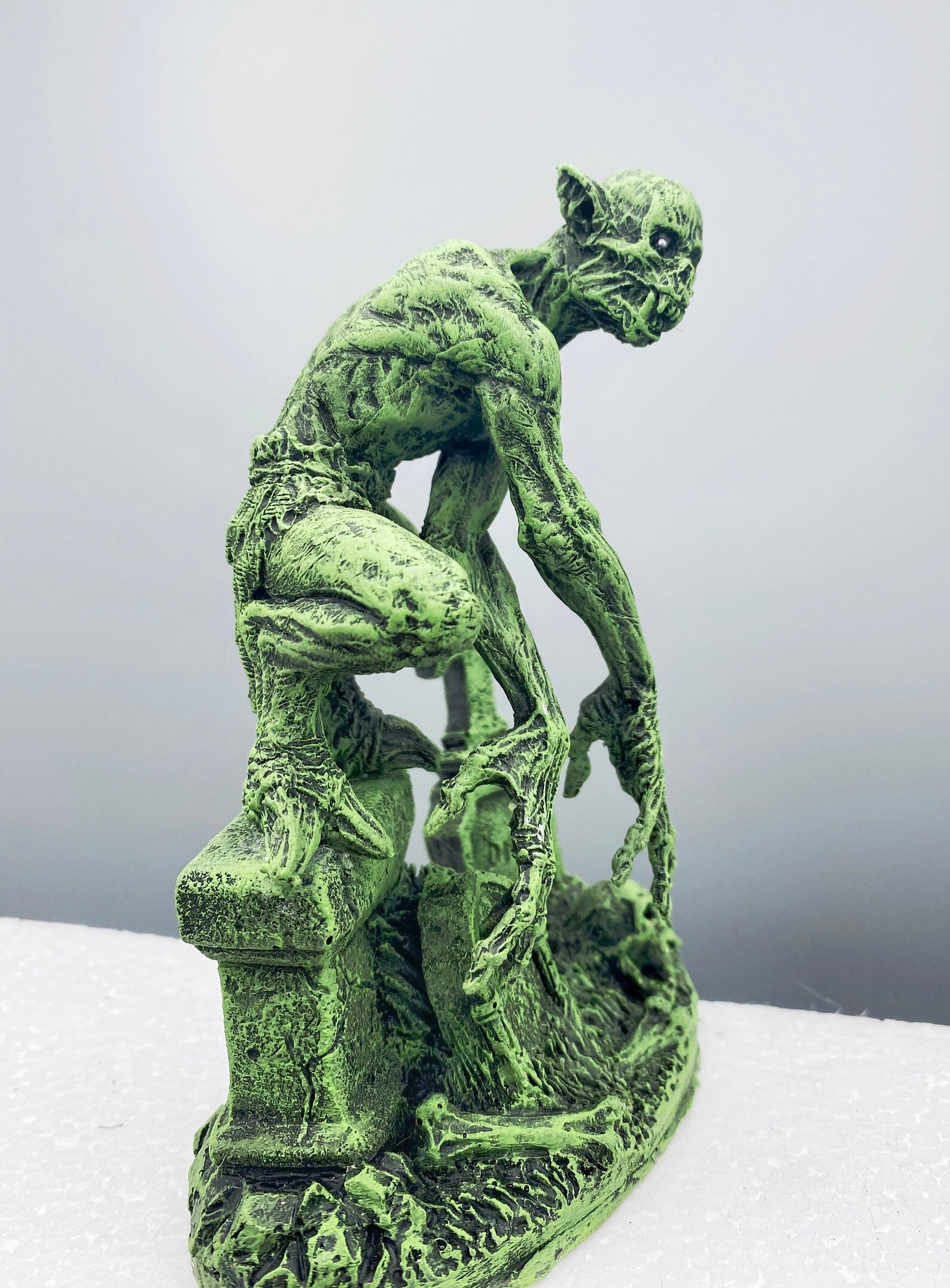 H.P. Lovecraft’s Ghoul Statue, Hand Painted Sculpture | Cthulhu Mythos Monster Figurine ...