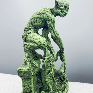 H.P. Lovecraft’s Ghoul Statue, Hand Painted Sculpture | Cthulhu Mythos ...