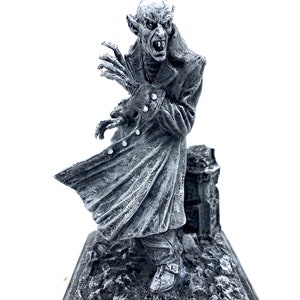 Dracula: Nosferatu Statue,resin Sculpture | Legendary Vampire Figurine ...