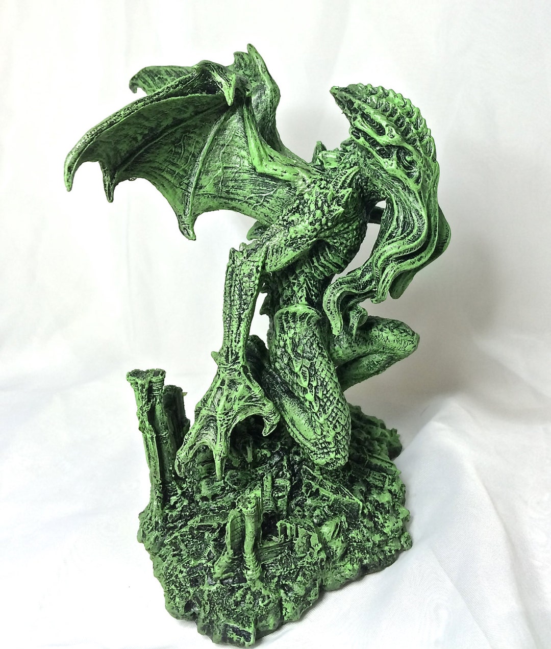 H.P. Lovecraft’s Call of Cthulhu Statue, Hand Painted Sculpture | Cthulhu Mythos Monster ...