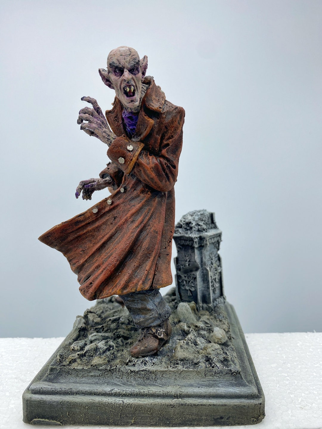 Dracula: Nosferatu Statue, Full Color Resin Sculpture | Legendary ...