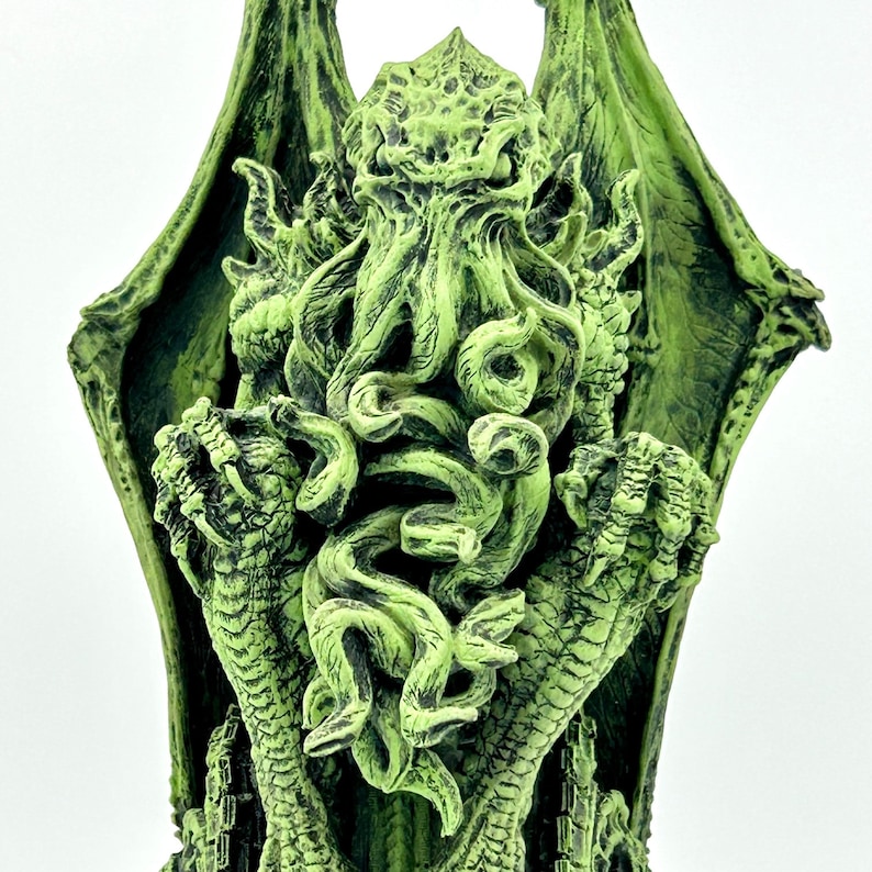 Cthulhu Enthroned Statue, Hand Painted Resin Sculpture | Cthulhu Mythos ...