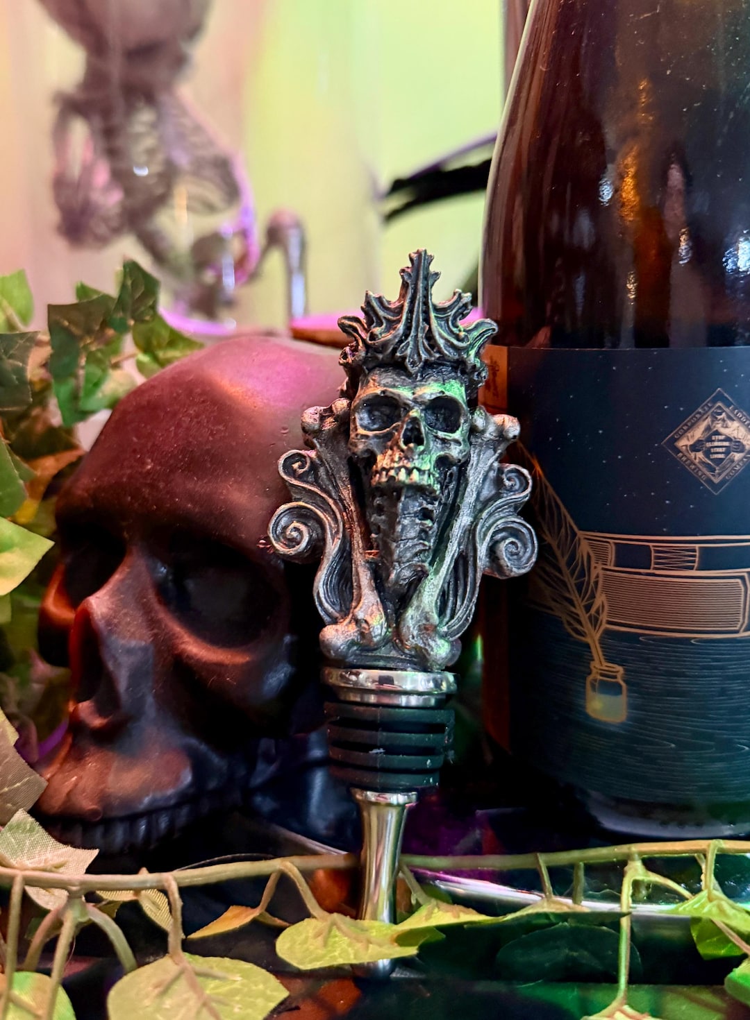 Crowned Skull Winestopper, Hand Painted Resin | Gothic Skull Barware ...