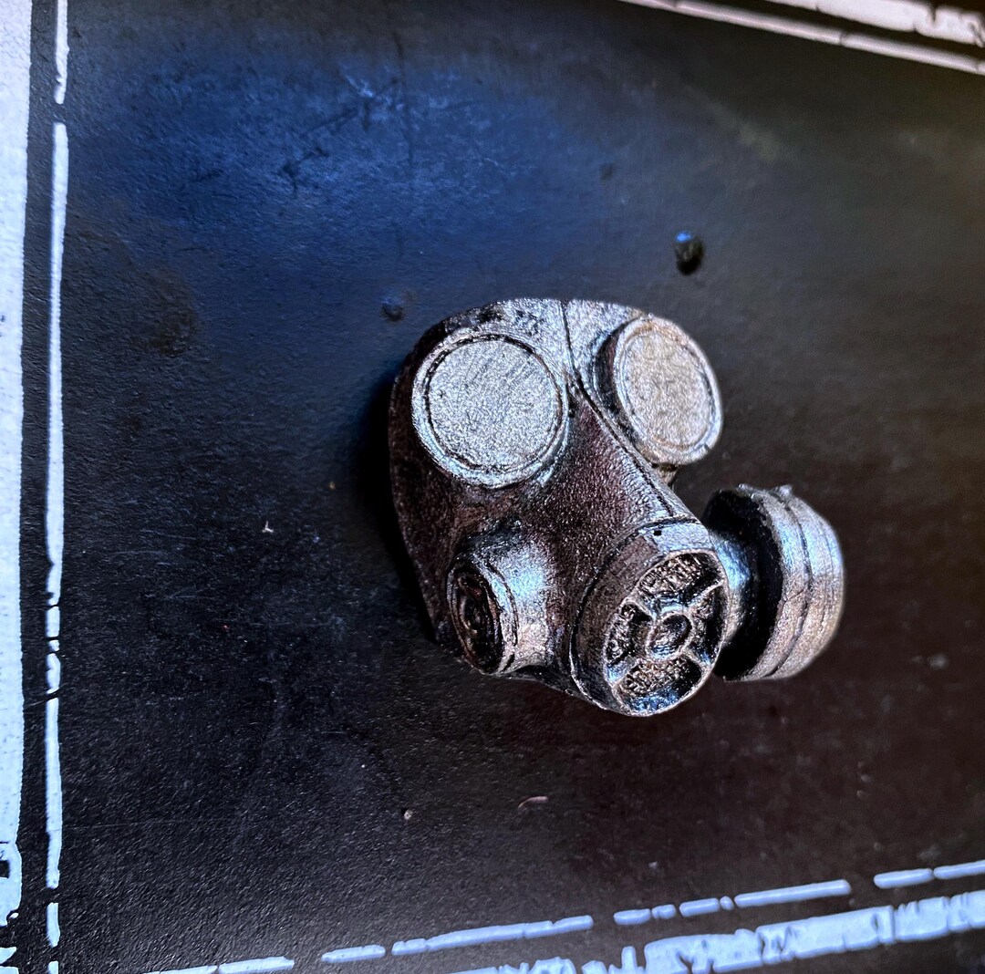 Gas Mask Magnet, Hand Painted Resin Sculpture | Gothic Post-apocalyptic ...