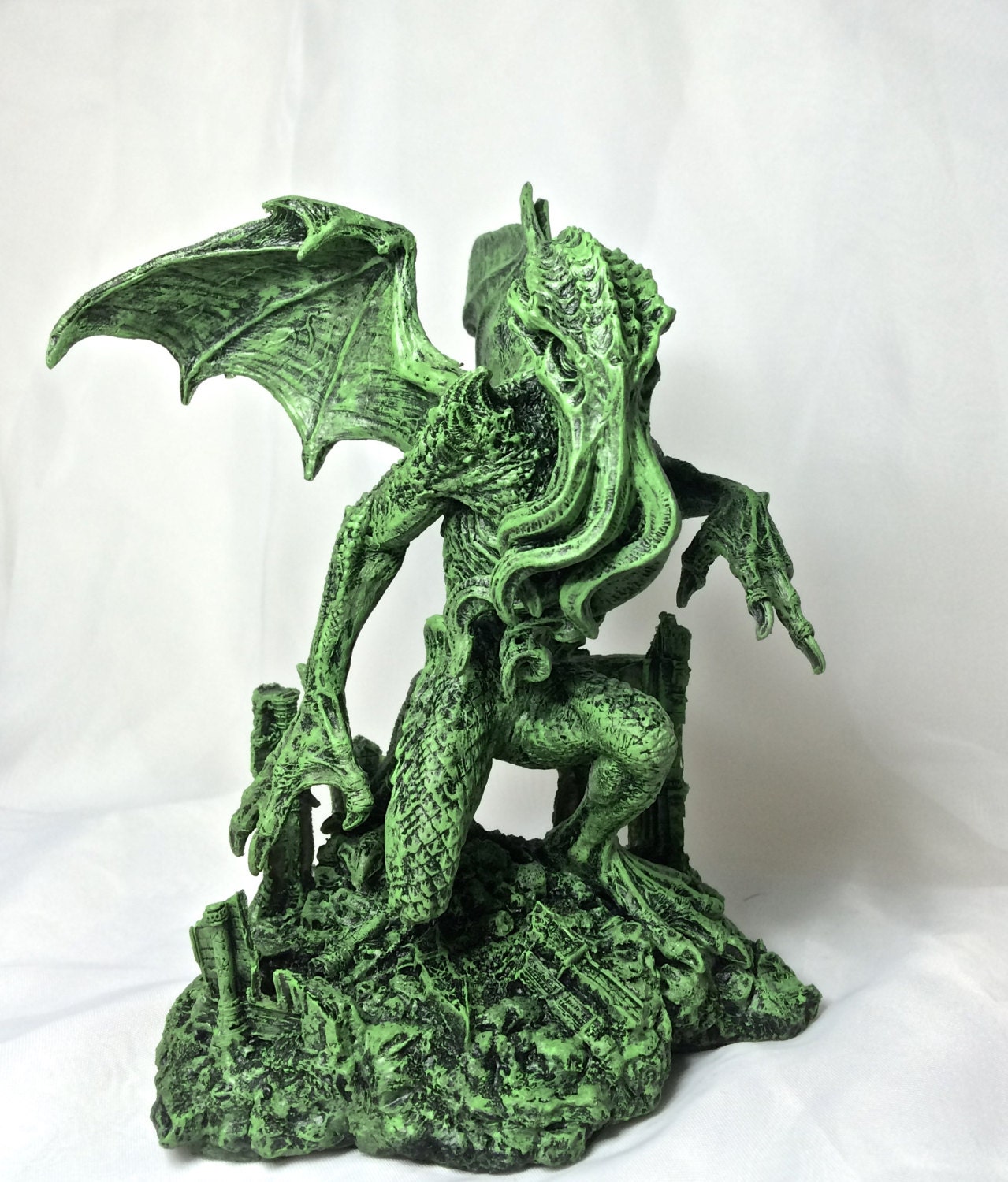 H.P. Lovecraft’s Call of Cthulhu Statue, Hand Painted Sculpture ...