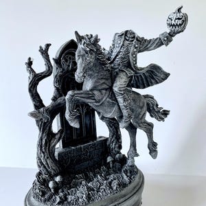 Headless Horseman Riding Statue, Hand Painted Resin Sculpture | Gothic ...