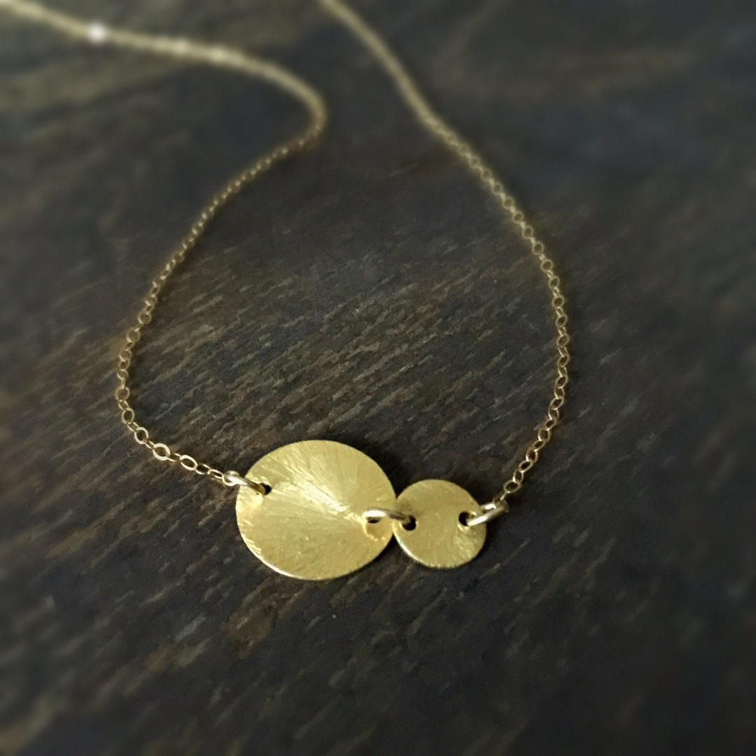 Gold Necklace - Disc Jewelry - Chain Jewellery - Fashion - Trendy - Etsy