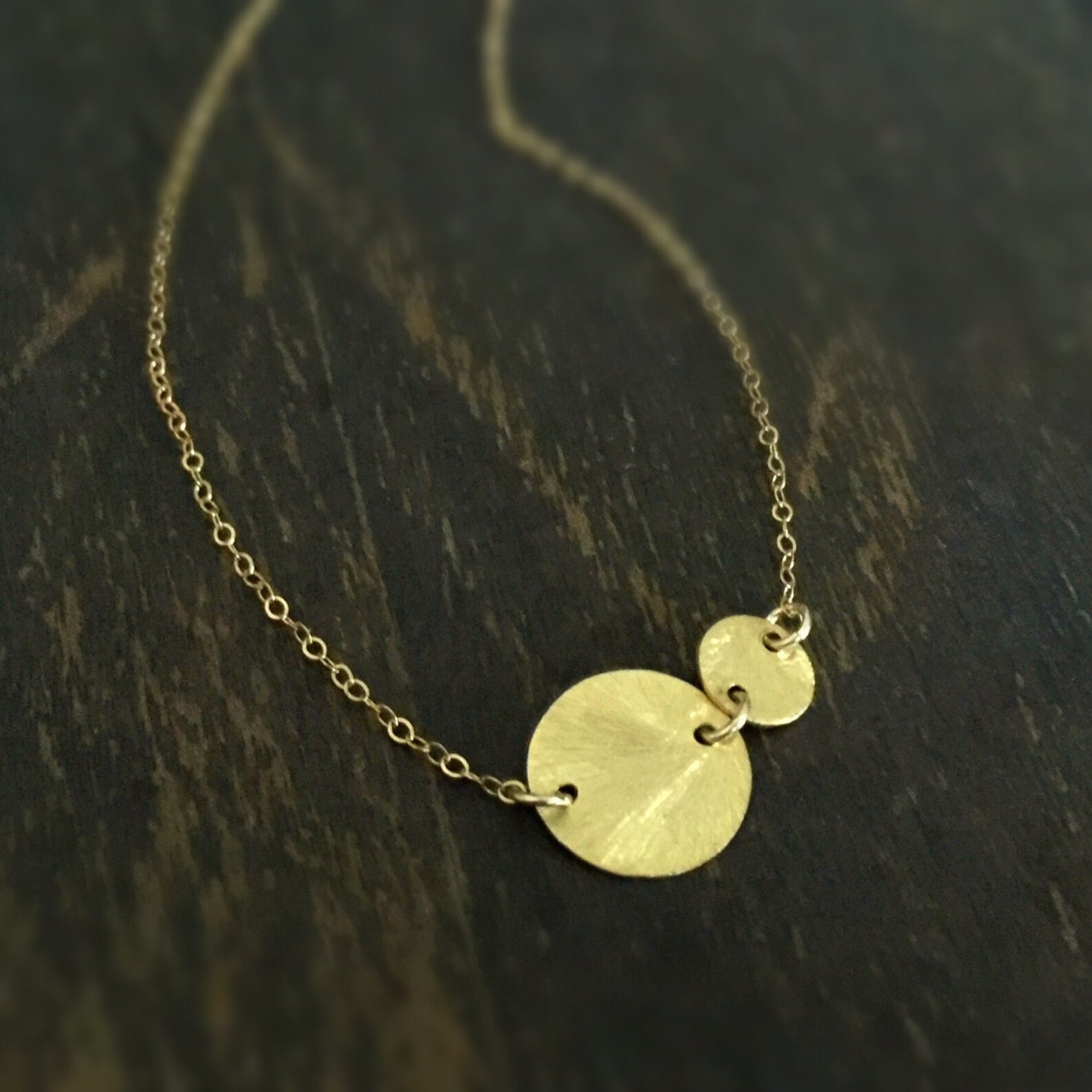 Gold Necklace - Disc Jewelry - Chain Jewellery - Fashion - Trendy - Etsy
