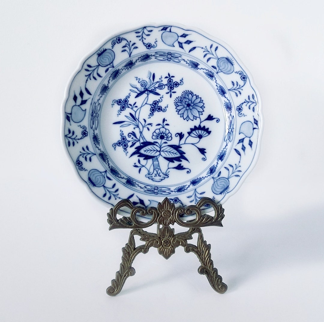 Meissen Blue Onion Plate, 7 5/8, Dessert, Salad Plate, Swords Front and ...