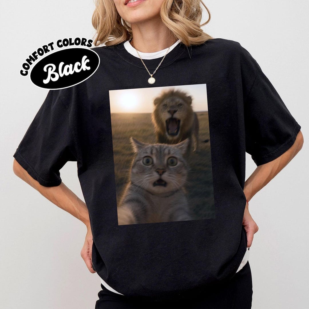 Cat Running From Lion PNG, Funny Cat Meme Art, Aesthetic Chaos Animal ...