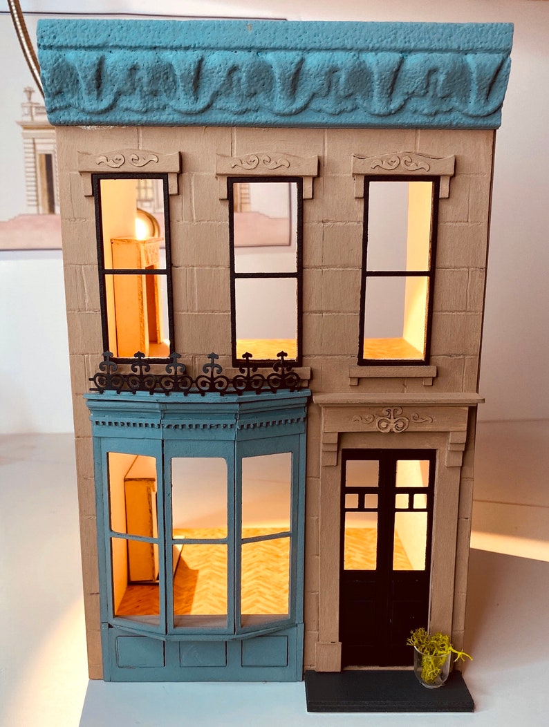 1:24 Scale Brownstone Townhouse KIT --- Book Nook Diorama Room Box - Etsy