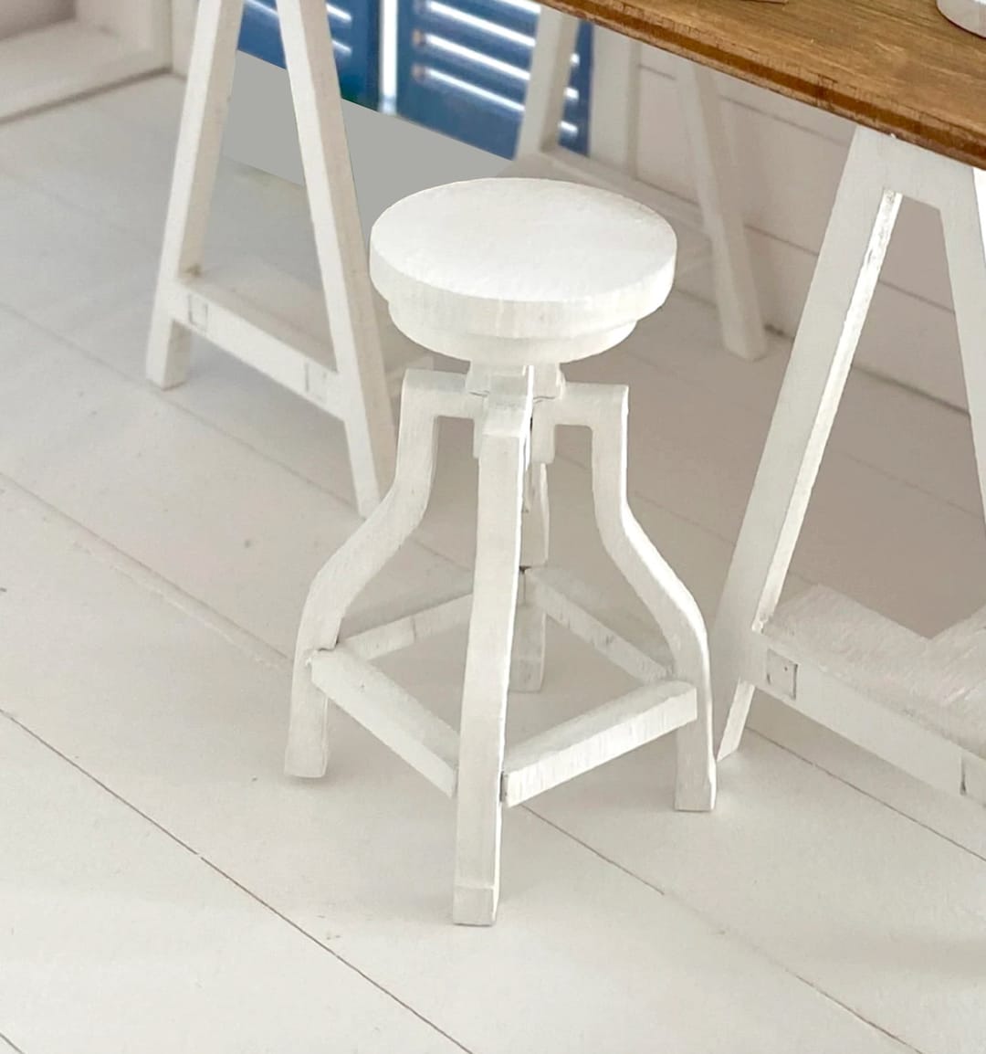 Little Stool – a 1/12 Scale DIY-KIT - Dollhouse Miniature DIY - Etsy