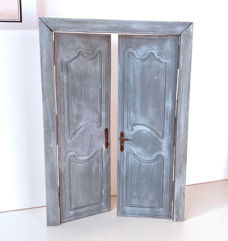 Classical Double Doors (4 Panels, 4 Door Fittings, 2 Frames) – 1:12 ...