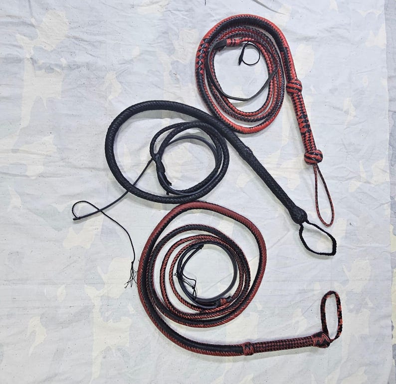 Handmade Leather Bullwhips Red Black Sound Cracker 16 Plaints 4 Ft to ...