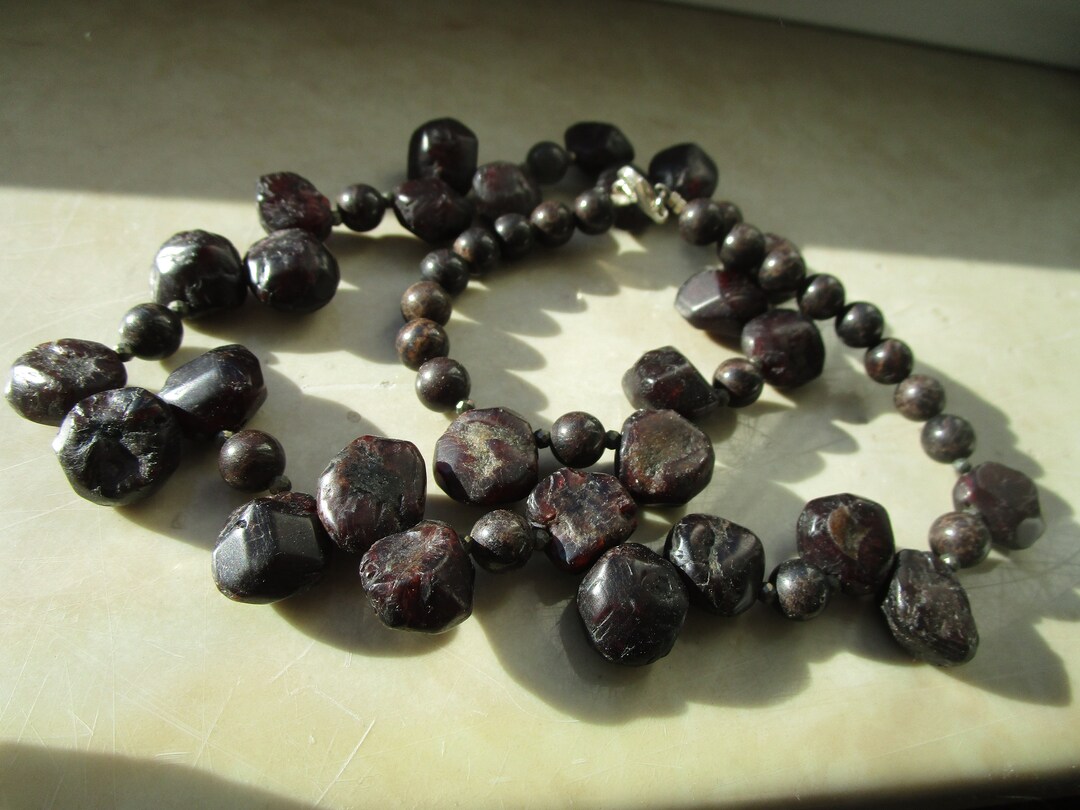 Garnet Titanite / Sphene Necklace - Etsy