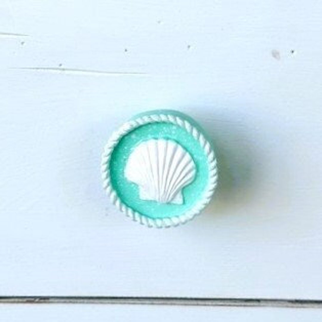 Seashell Cabinet Knob, Seafoam Green Modern Drawer Pulls, Blue Beach House Dresser Drawer Knobs ...